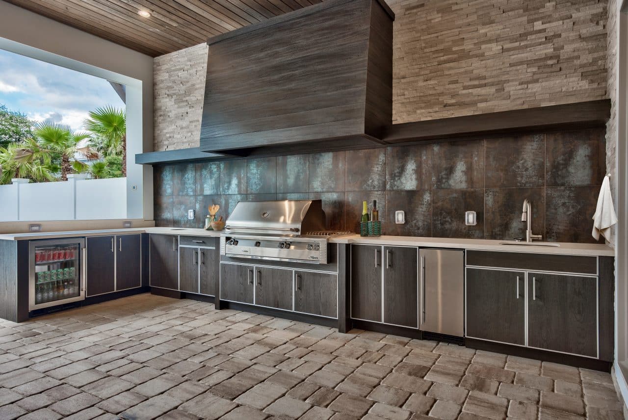 The Benefits of a Custom Outdoor Kitchen in Northeast Ohio